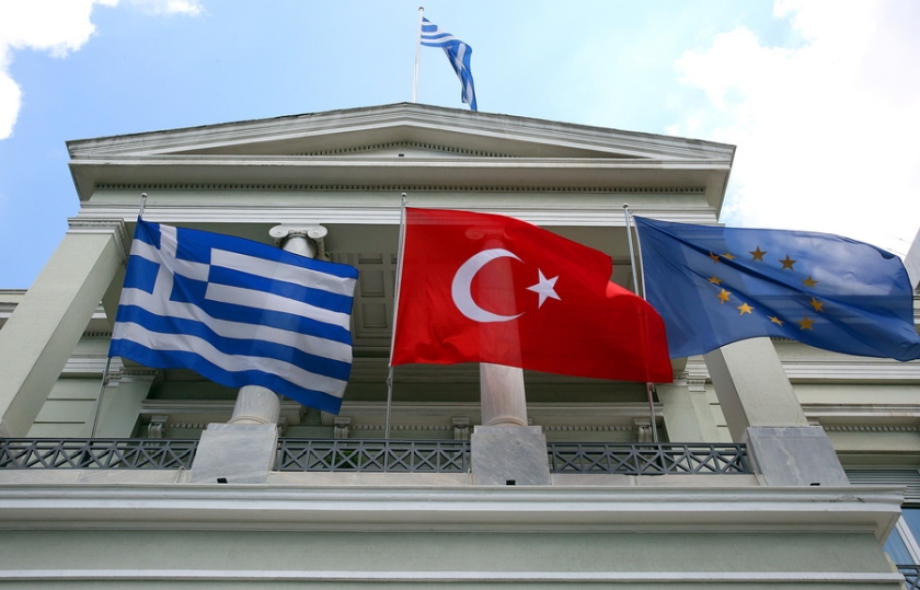 Τι πίνουν στο υπουργείο Εξωτερικών και στο Μαξίμου;