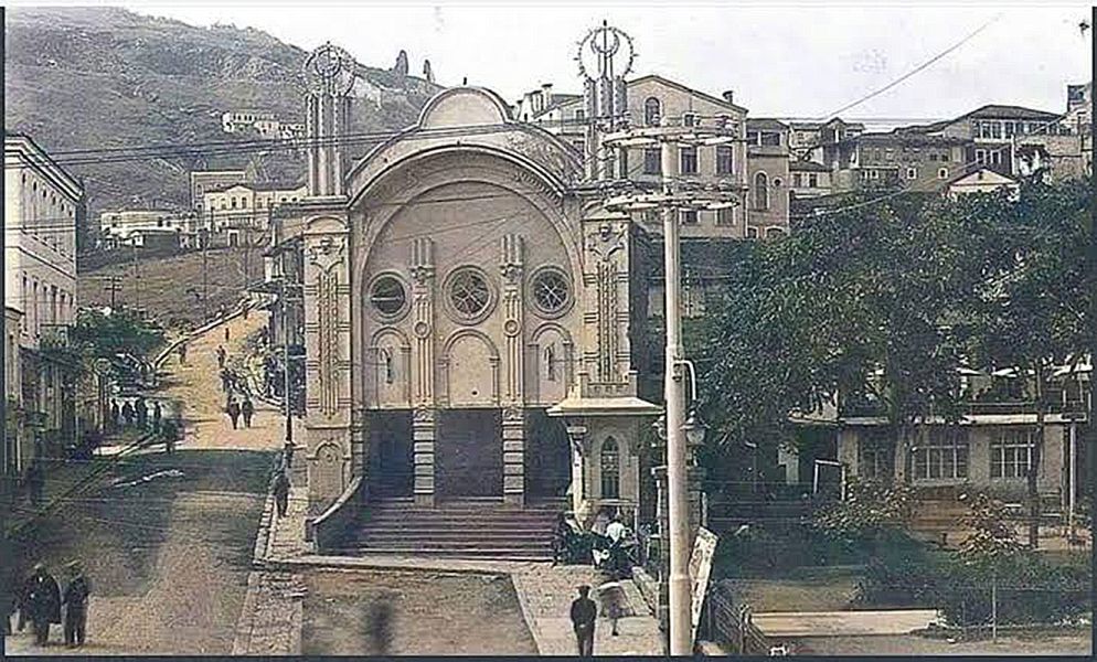 Η Όπερα της Τραπεζούντας και η ακμή του ελληνικού στοιχείου της πόλης ...