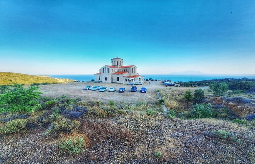 Άγιος Ευγένιος στα Πετρωτά Ροδόπης, ο πυρήνας της πόλης που ...